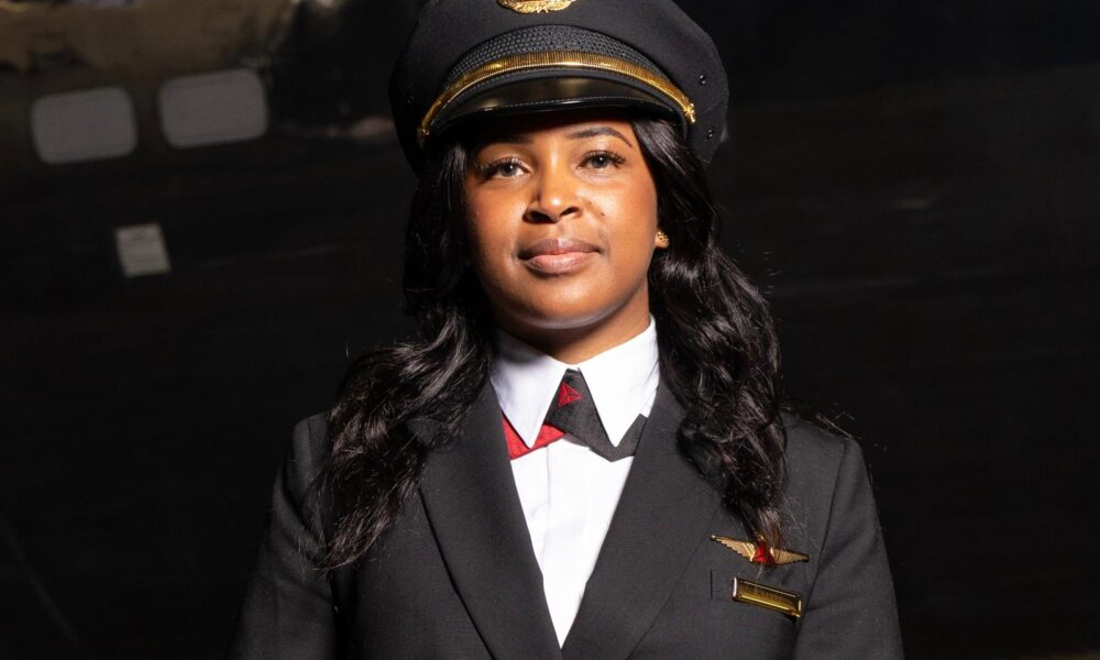 Anne-Marie Fatoumata Barry, première femme pilote d’avion de transport ...